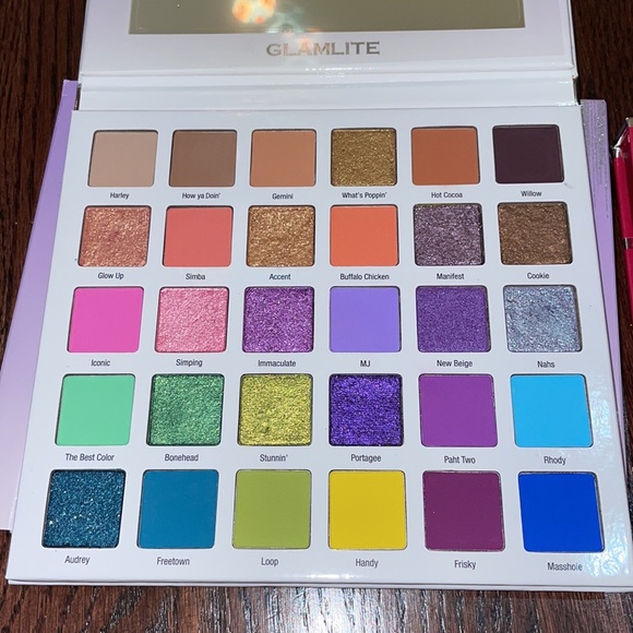 Glamlite | Makeup | Glamlite Mikayla Red Velvet Cupcake Palette Bundle ...